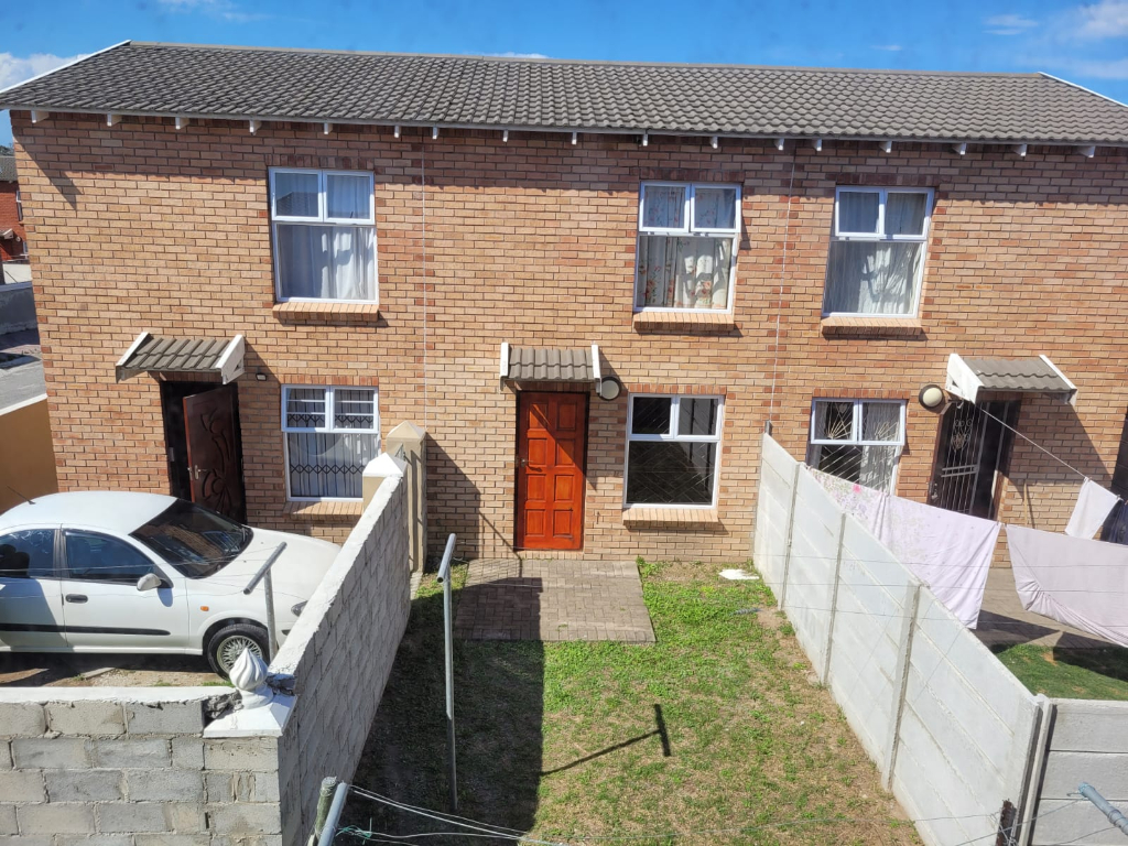 2 Bedroom Duplex in Walmer Link, Po... - #RL910441 Just Property