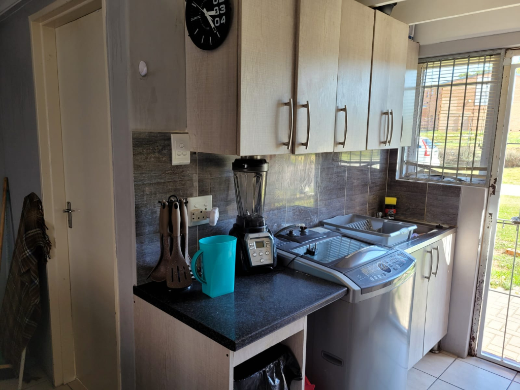 2 Bedroom Duplex in Walmer Link, Po... - #RL910441 Just Property