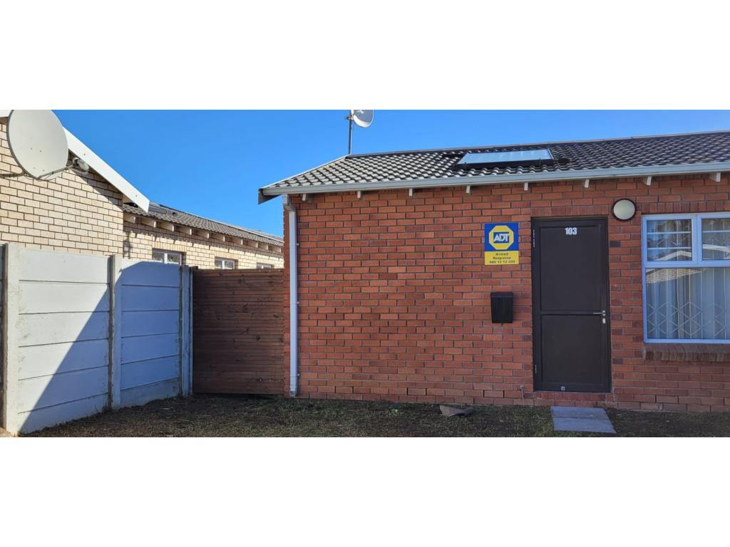 2 Bedroom Freehold in Walmer Link, ... - #RL915248 Just Property